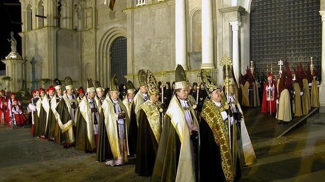 Outline of the History of the Palmarian Movement/Church 1968-2016 ...